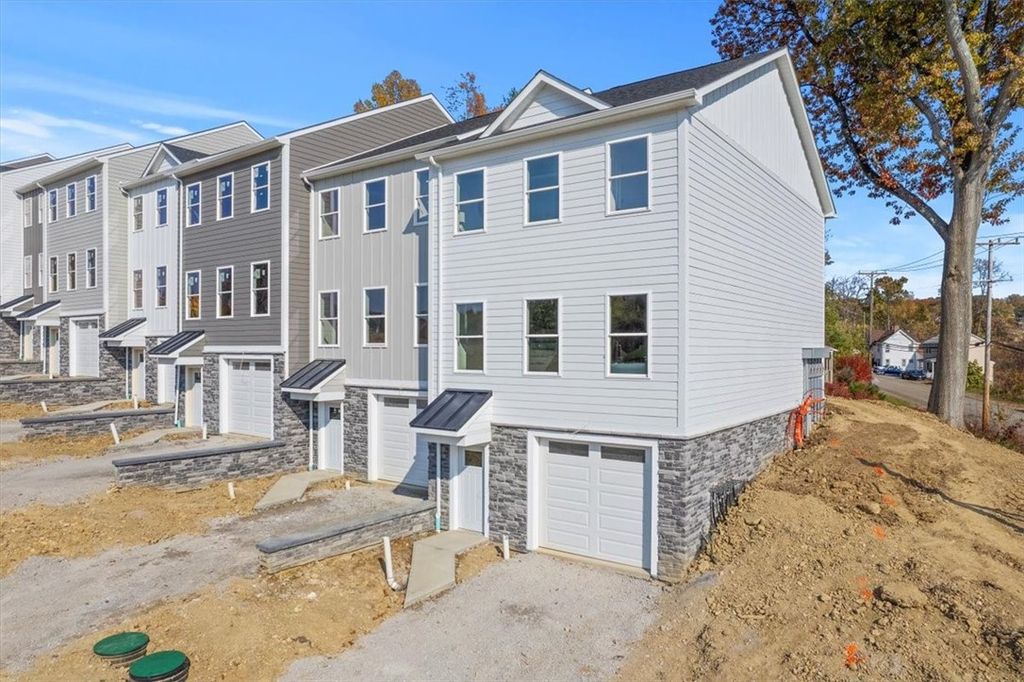 116 Bella Vista Dr, Pittsburgh, PA 15236 | MLS# 1678473 | Trulia