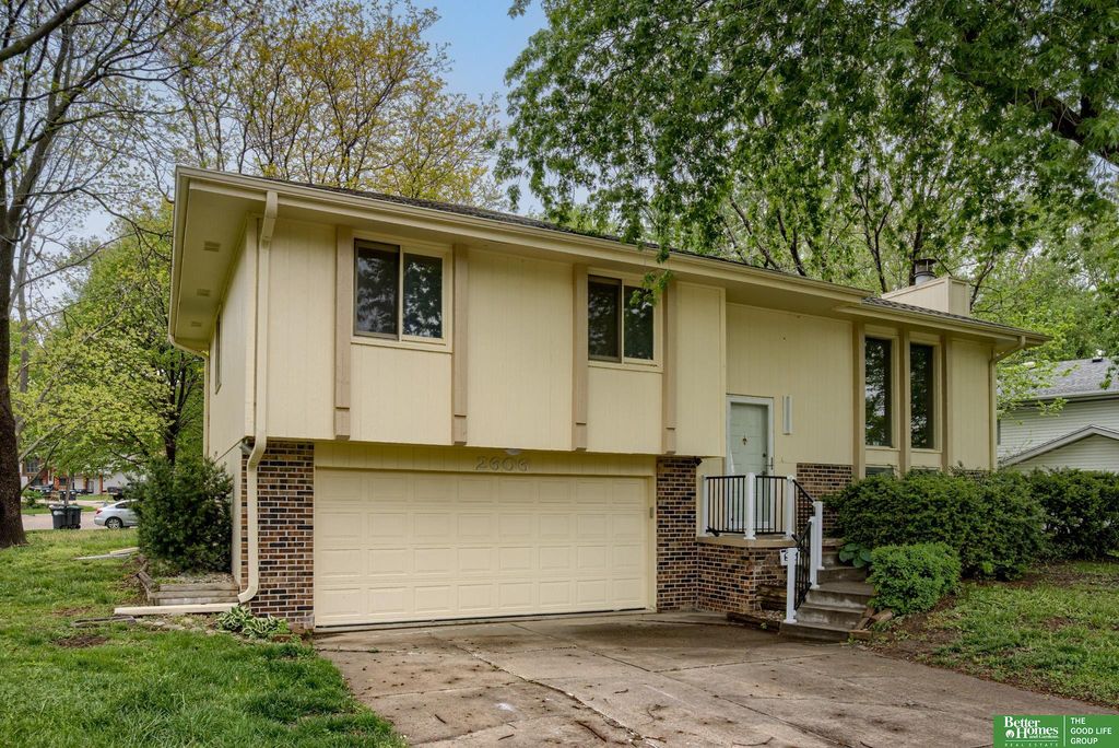 2606 N 127th St, Omaha, NE 68164 - See Est. Value, Schools & More