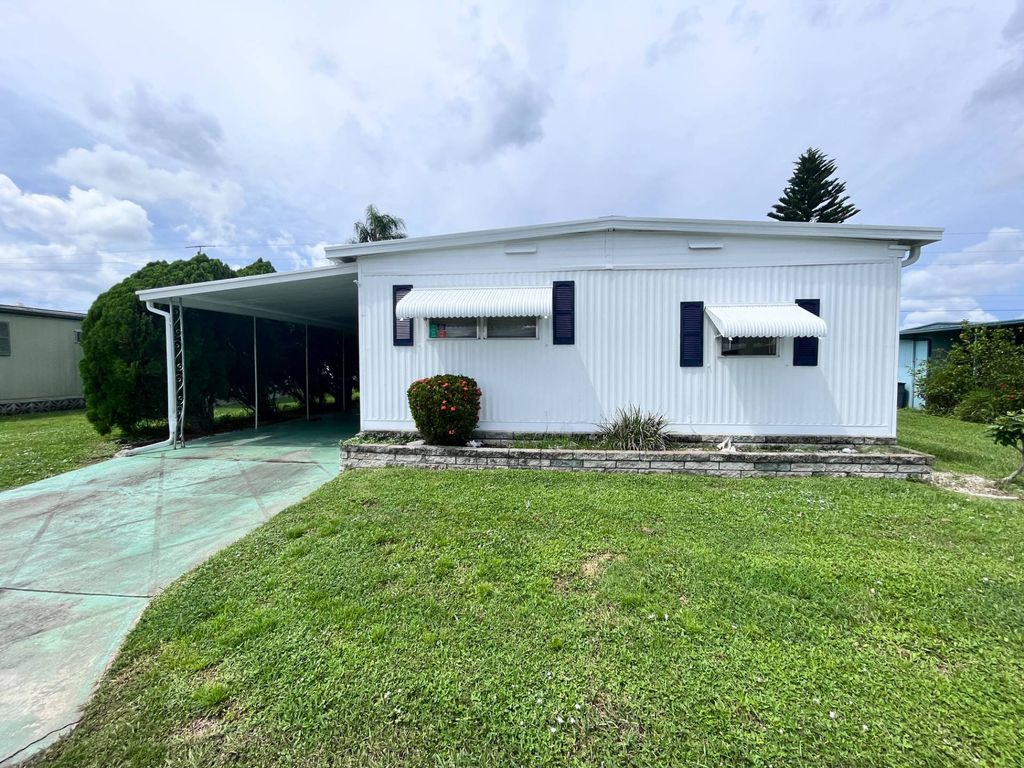 3631 Aachen St, Sarasota, FL 34234 - See Est. Value, Schools & More