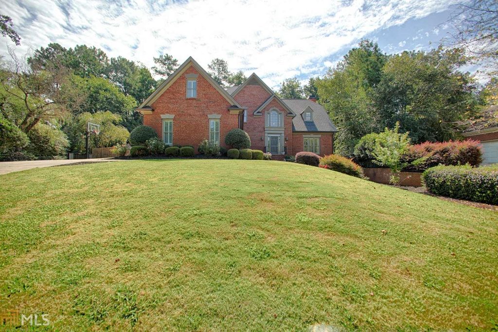 6010 Bama Ct, Peachtree Corners, GA 30092 - See Est. Value, Schools & More