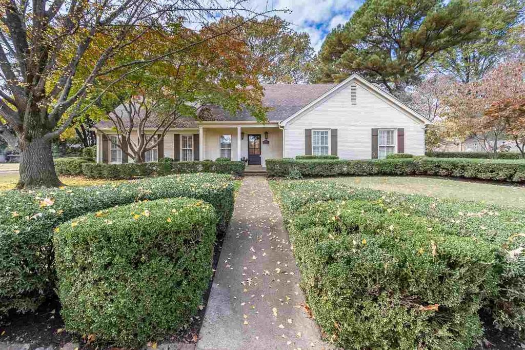 839 Reddoch St #8, Memphis, TN 38120 - See Est. Value, Schools & More