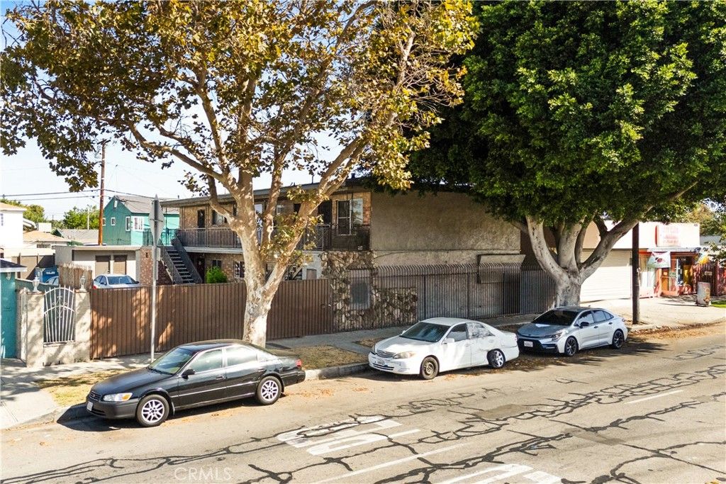 4623 E Compton Blvd, Compton, CA 90221 | MLS# TR25218497 | Trulia