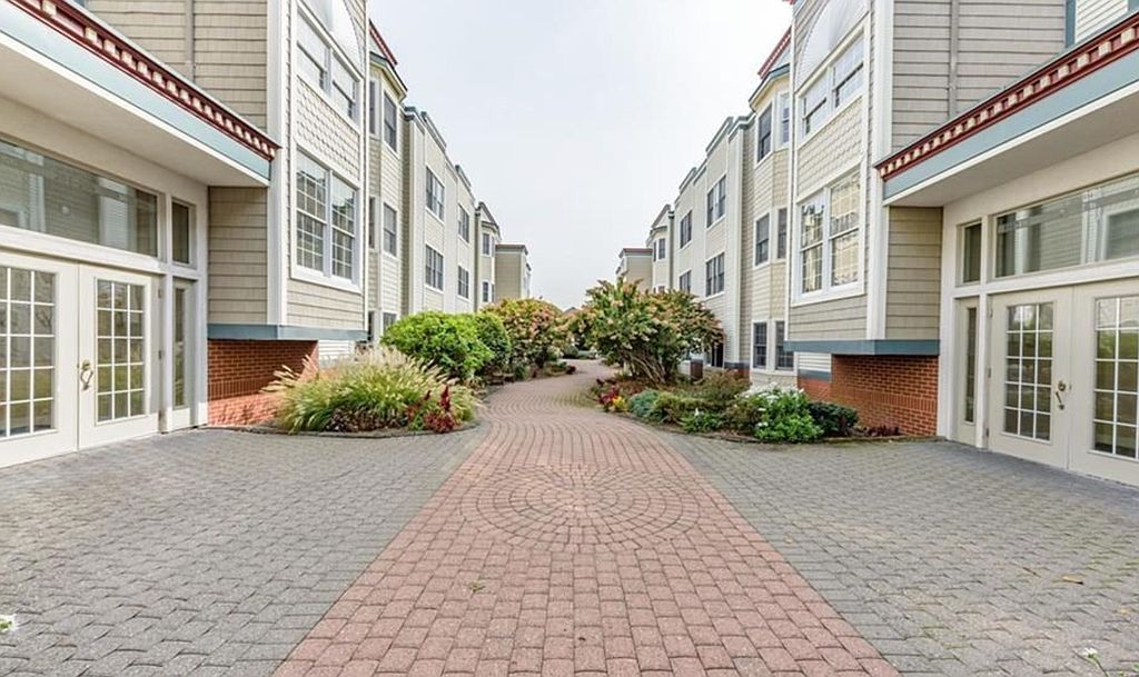 104 The Promenade Promenade, Edgewater, NJ 07020 - See Est. Value ...