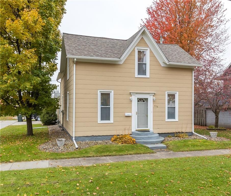 610 M Ave, Nevada, IA 50201 - See Est. Value, Schools & More