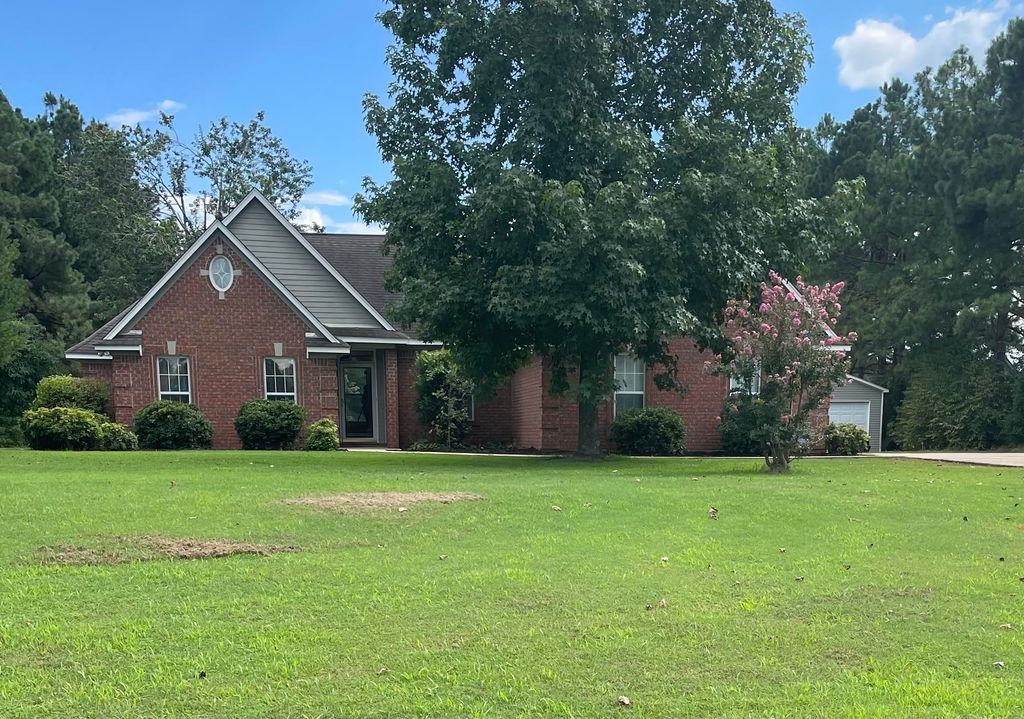 8125 McDaniel Dr, Millington, TN 38053 - See Est. Value, Schools & More