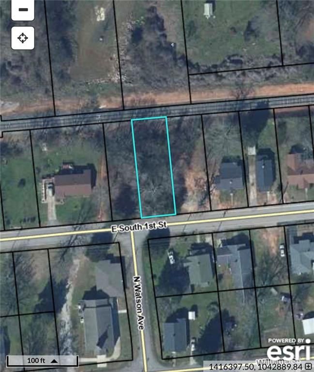 121 E South 1st St, Seneca, SC 29678 | MLS# 20270876 | Trulia