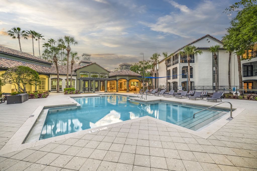 15210 Amberly Dr #526, Tampa, FL 33647 - See Est. Value, Schools & More