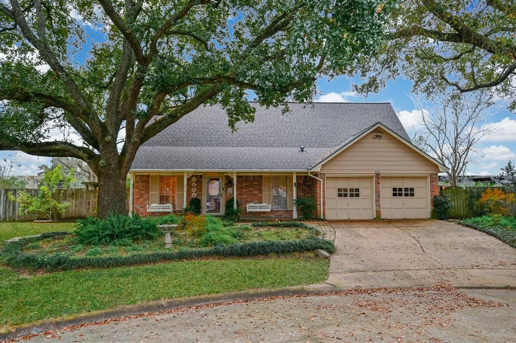 9731 Colleen Rd, Houston, TX 77080 - See Est. Value, Schools & More