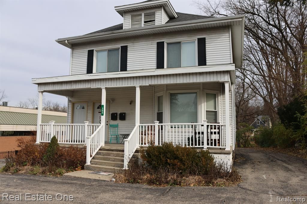 305 E Grand River Ave, Brighton, MI 48116 - See Est. Value, Schools & More