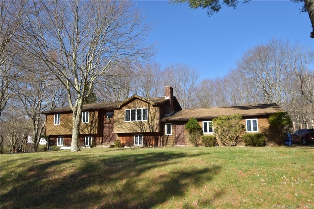 10 Chapman Rd, East Hampton, CT 06424 | Trulia