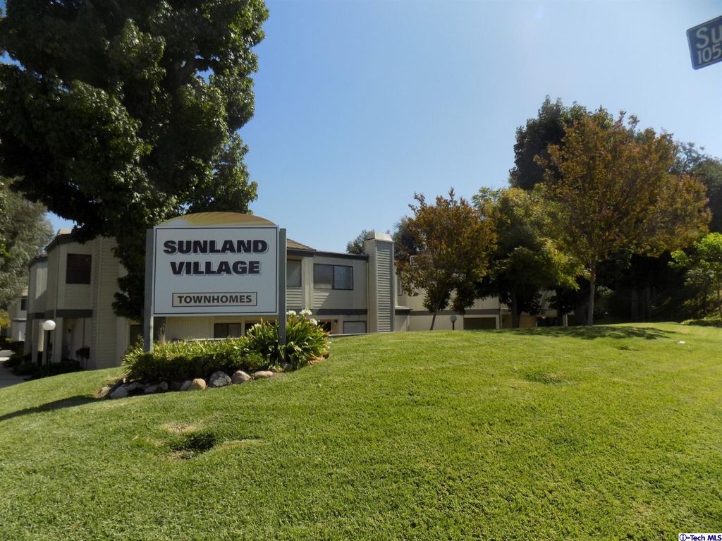 10514 Sunland Blvd #2, Sunland, CA 91040 - See Est. Value, Schools & More