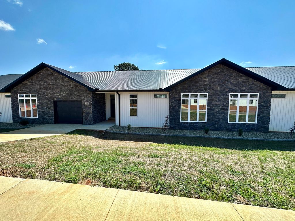 159 Lakeshore Bay, Jefferson City, TN 37760 - See Est. Value, Schools ...