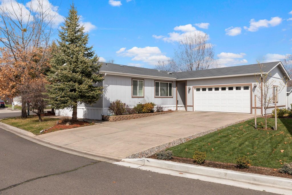 10 E South Stage Rd #402, Medford, OR 97501 - See Est. Value, Schools ...