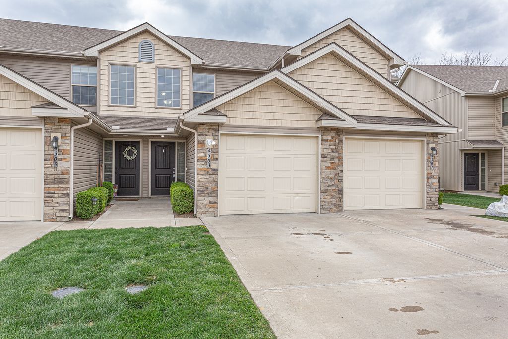 4303 NE 83rd St, Kansas City, MO 64119 - See Est. Value, Schools & More