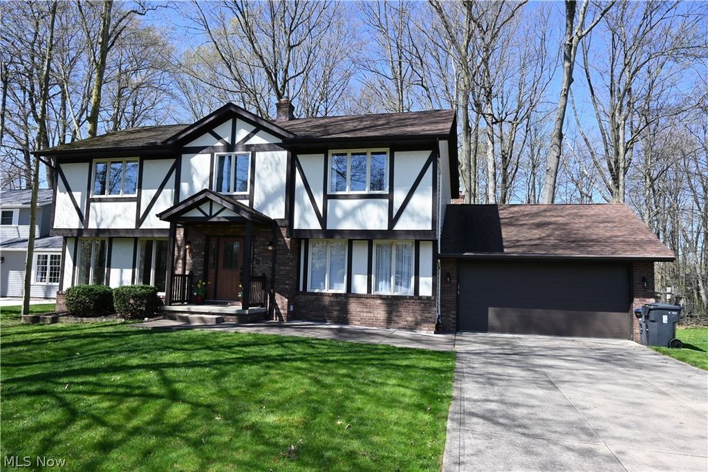 5128 Stansbury Dr, Solon, OH 44139 - See Est. Value, Schools & More