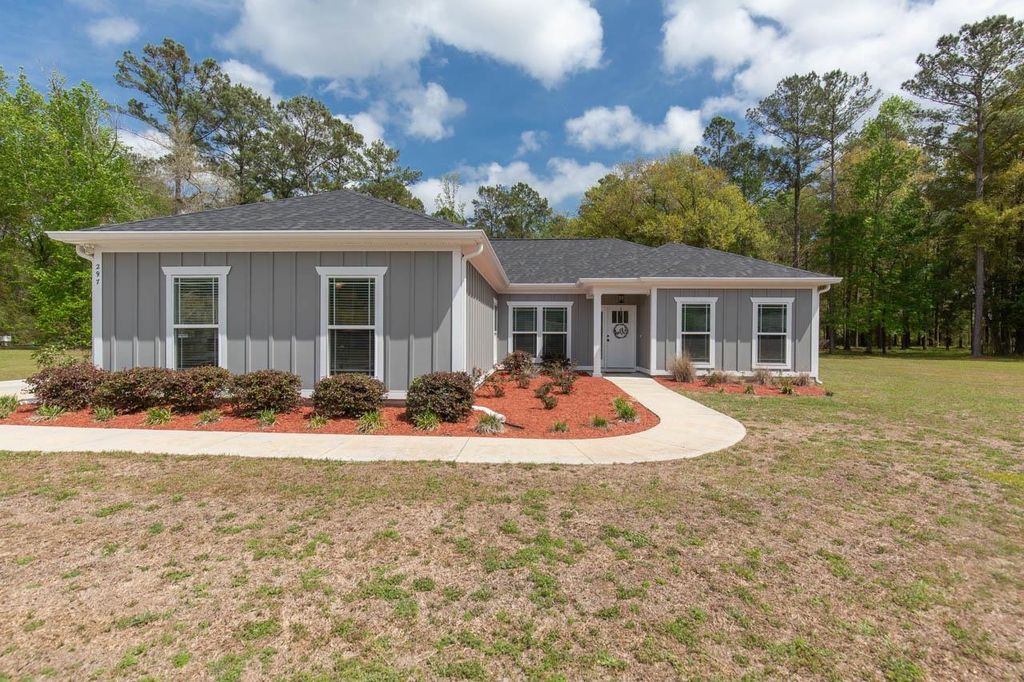 297 Parkside Cir, Crawfordville, FL 32327 - See Est. Value, Schools & More