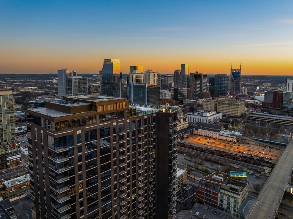 1212 Demonbreun St #A4-T, Nashville, TN 37203 | MLS# 3049310 | Trulia