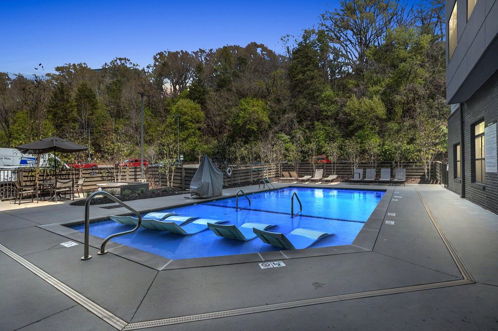 782 Riverfront Pkwy #203, Chattanooga, TN 37402 - See Est. Value ...