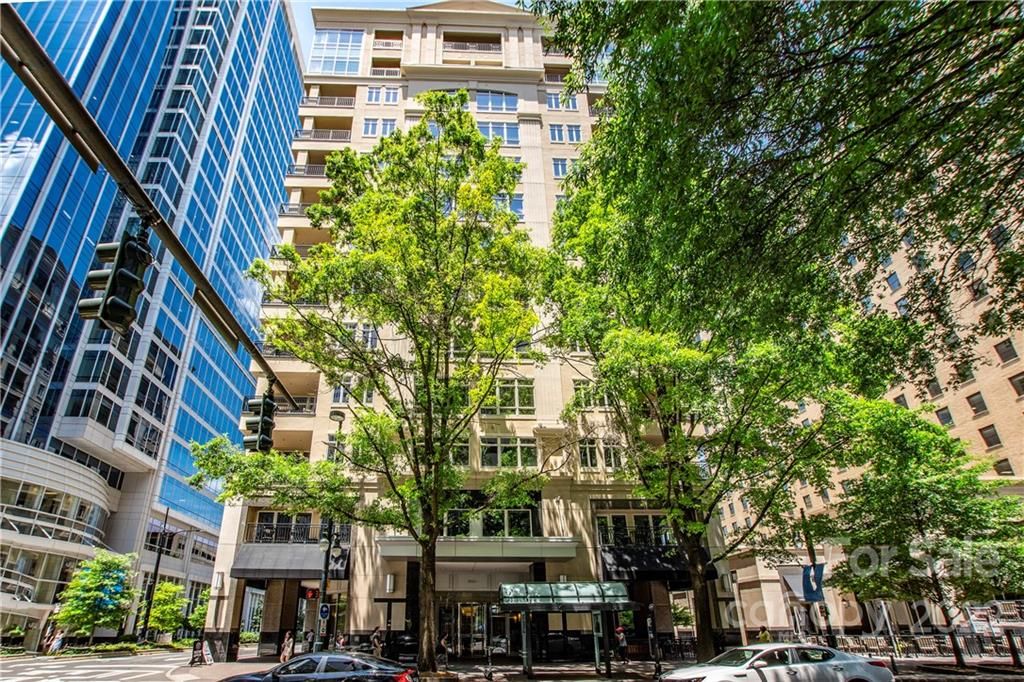 230 Tryon St #1102, Charlotte, NC 28202 - See Est. Value, Schools & More