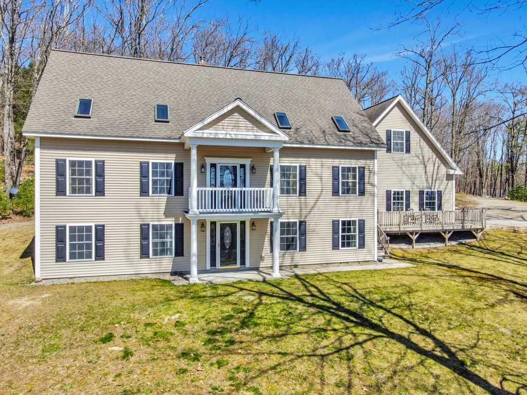 473 Eastern Avenue, Augusta, ME 04330 - See Est. Value, Schools & More