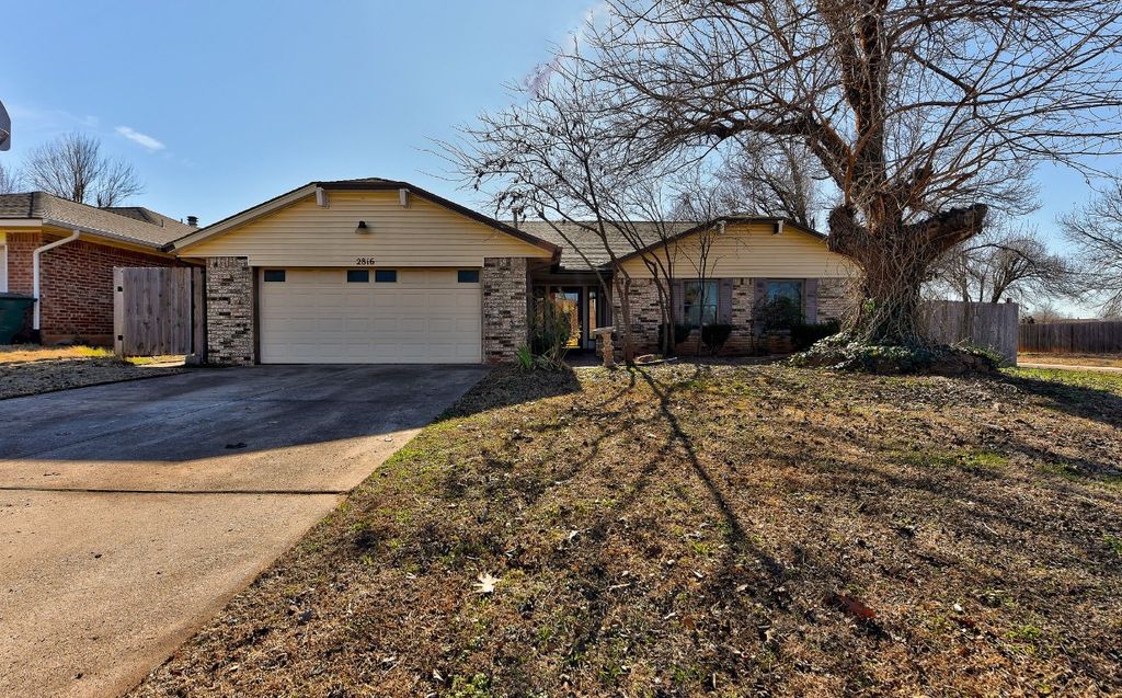2816 Greenfield Dr, Edmond, OK 73012 | Trulia