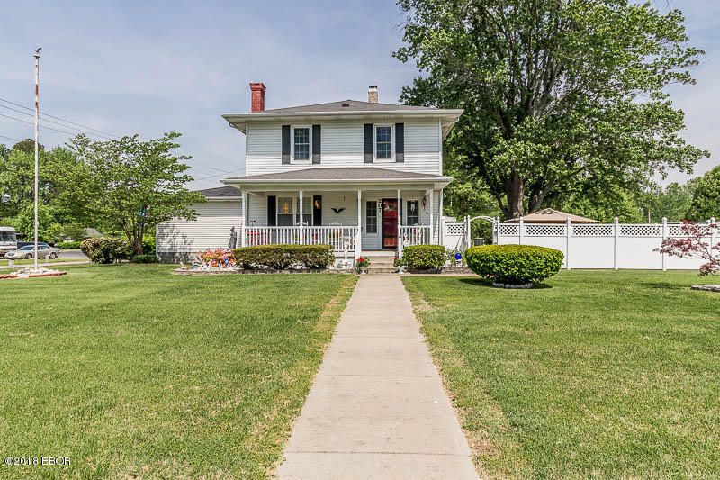 207 S Main St, Zeigler, IL 62999 - See Est. Value, Schools & More