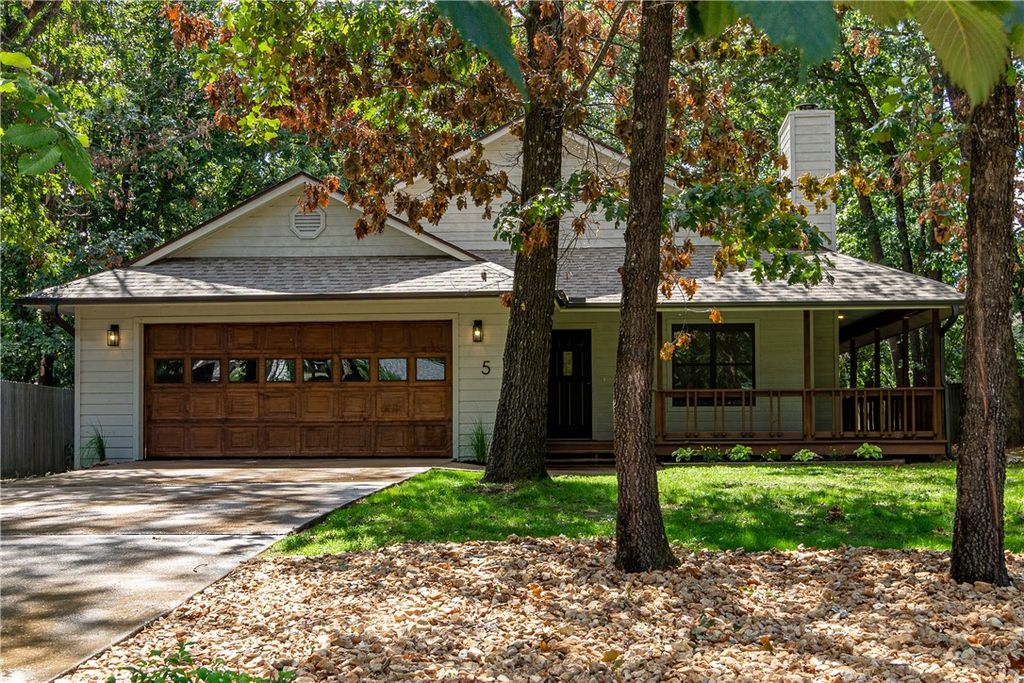 5 Brecknock Dr, Bella Vista, AR 72714 - See Est. Value, Schools & More