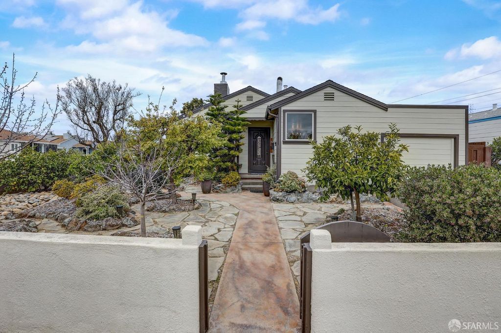 1715 2nd Ave, San Mateo, CA 94401 - See Est. Value, Schools & More