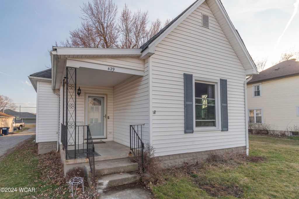 429 W Main St, Cairo, OH 45820 - See Est. Value, Schools & More