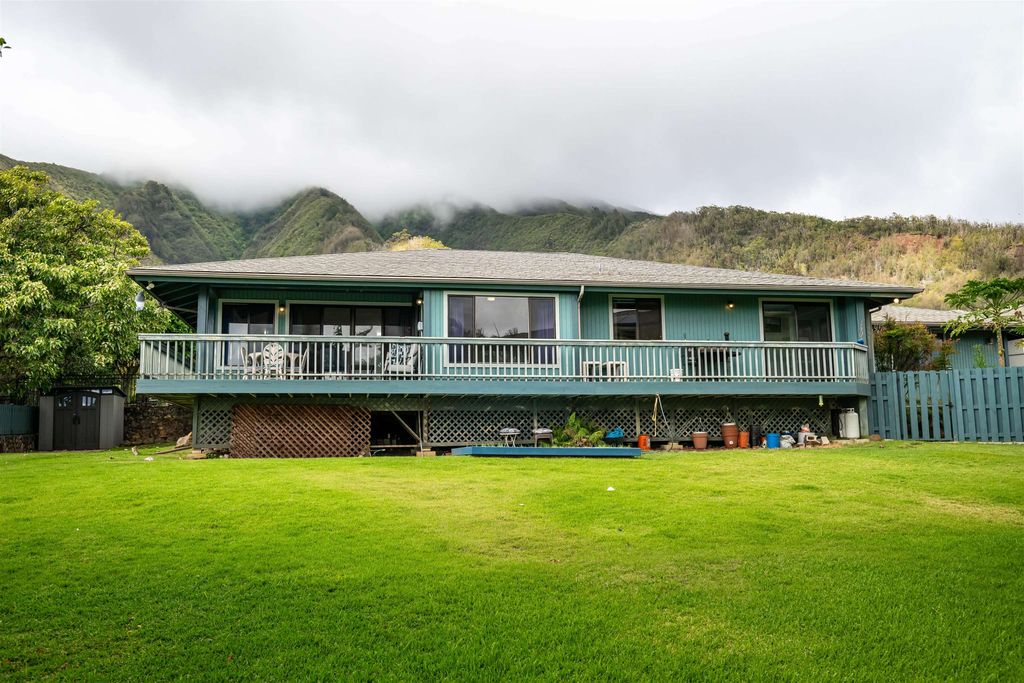 657 Mapuana Pl, Wailuku, HI 96793 - See Est. Value, Schools & More