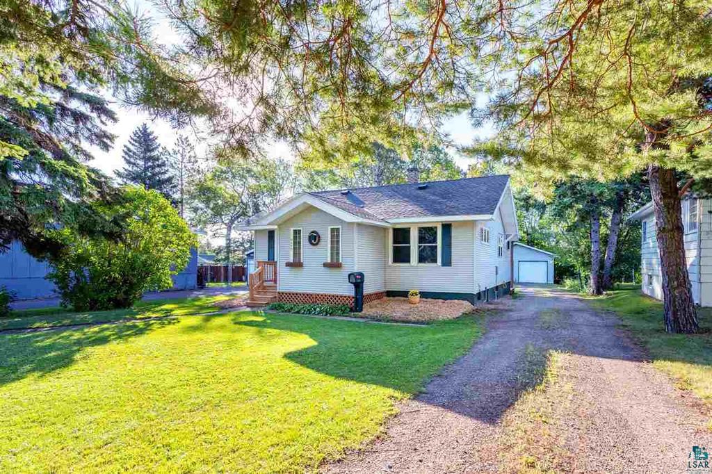 4524 Oakley St, Duluth, MN 55804 - See Est. Value, Schools & More
