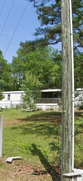 126 Collins St, Hoffman, NC 28347 - See Est. Value, Schools & More