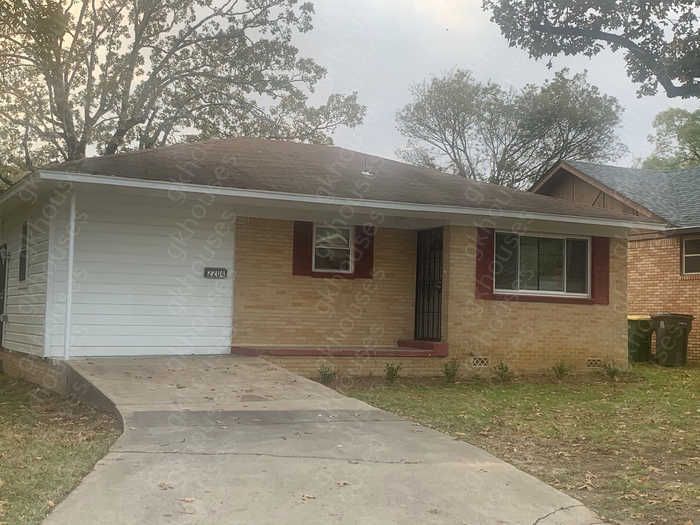 2204 S Oak St, Little Rock, AR 72204 | Trulia
