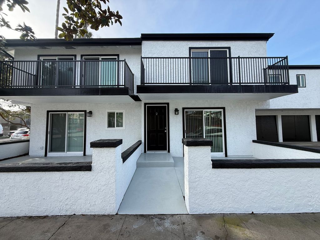 225 7th St #2, Huntington Beach, CA 92648 - See Est. Value, Schools & More