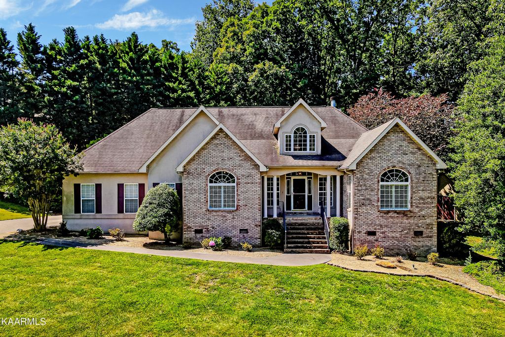 3223 Topside Dr, Kodak, TN 37764 - See Est. Value, Schools & More