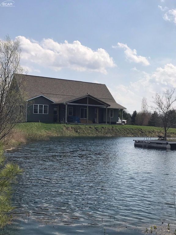 11294 Silver Lake Rd, Byron, MI 48418 - See Est. Value, Schools & More