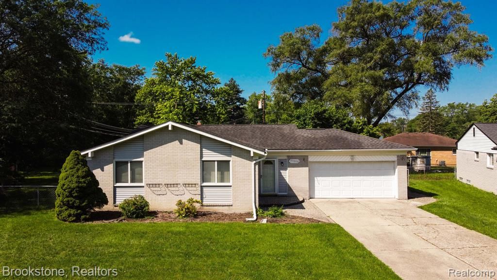 20059 Secluded Ln, Southfield, MI 48075 | Trulia