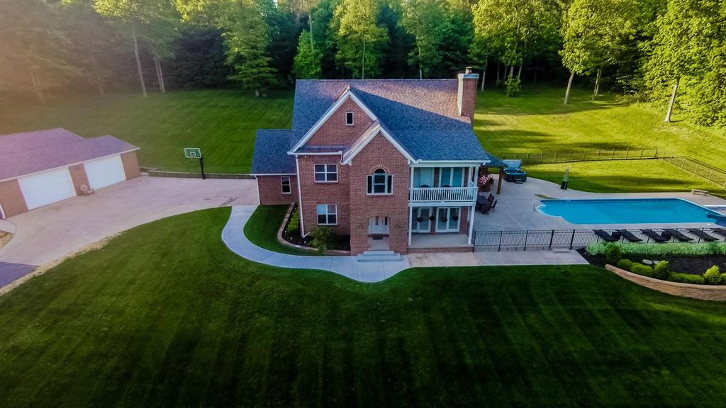 7038 Lithopolis Rd NW, Carroll, OH 43112 - See Est. Value, Schools & More