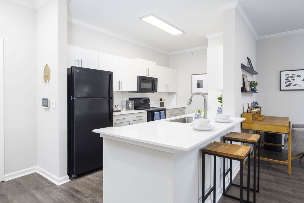 370 Northside Dr NW #1400, Atlanta, GA 30318 - See Est. Value, Schools ...