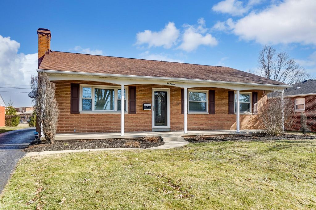 290 Topsfield Rd, Columbus, OH 43228 - See Est. Value, Schools & More