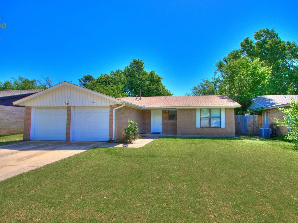 929 Branchwood Dr, Norman, OK 73072 - See Est. Value, Schools & More