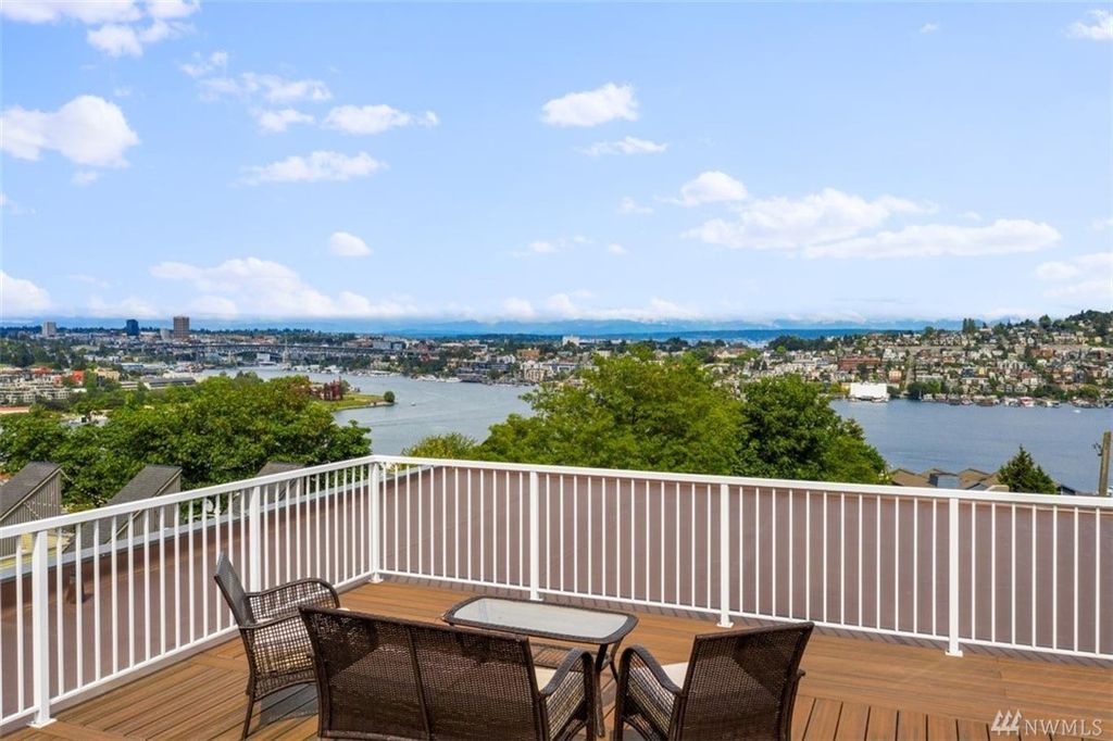 559 McGraw St #204, Seattle, WA 98109 | Trulia