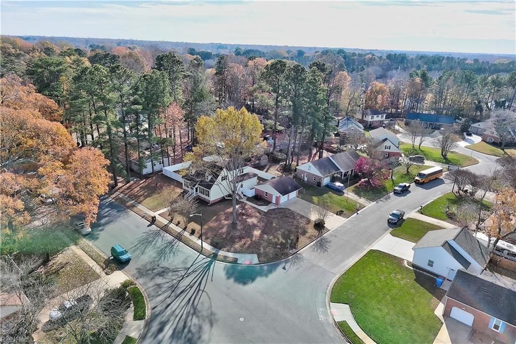 501 Gloria Dr, Chesapeake, VA 23322 - See Est. Value, Schools & More