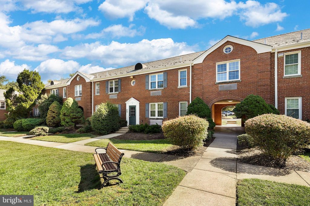 9 Auburn Ct #C, Alexandria, VA 22305 | Trulia