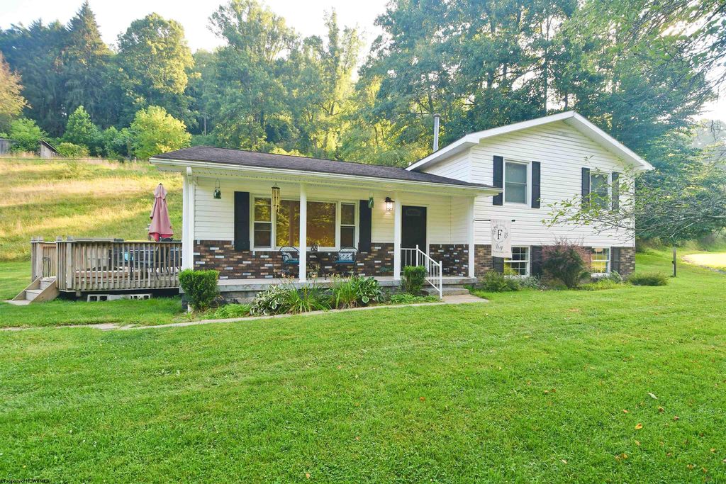 79 Punkin Center Rd, Fairview, WV 26570 - See Est. Value, Schools & More