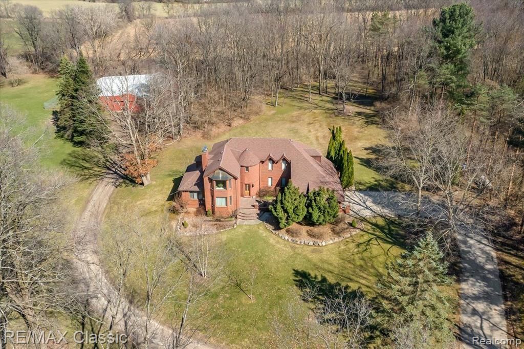 4764 Vincent Dr, Holly, MI 48442 - See Est. Value, Schools & More