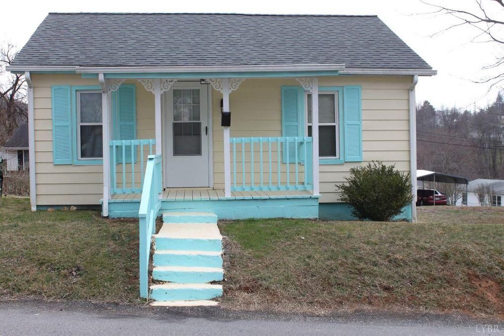 425 W King St, Bedford, VA 24523 - See Est. Value, Schools & More