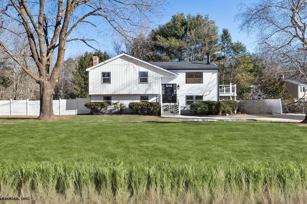 11 Adams St, Foxboro, MA 02035 | MLS# 73334755 | Trulia