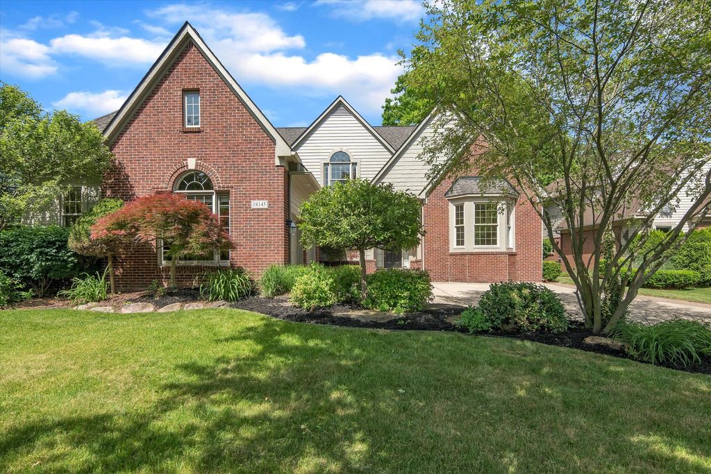 18145 Shoreline Ct #19, Northville, MI 48168 - See Est. Value, Schools ...