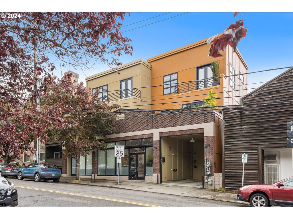 4412 S Corbett Ave, Portland, OR 97239 | MLS# 24355018 | Trulia